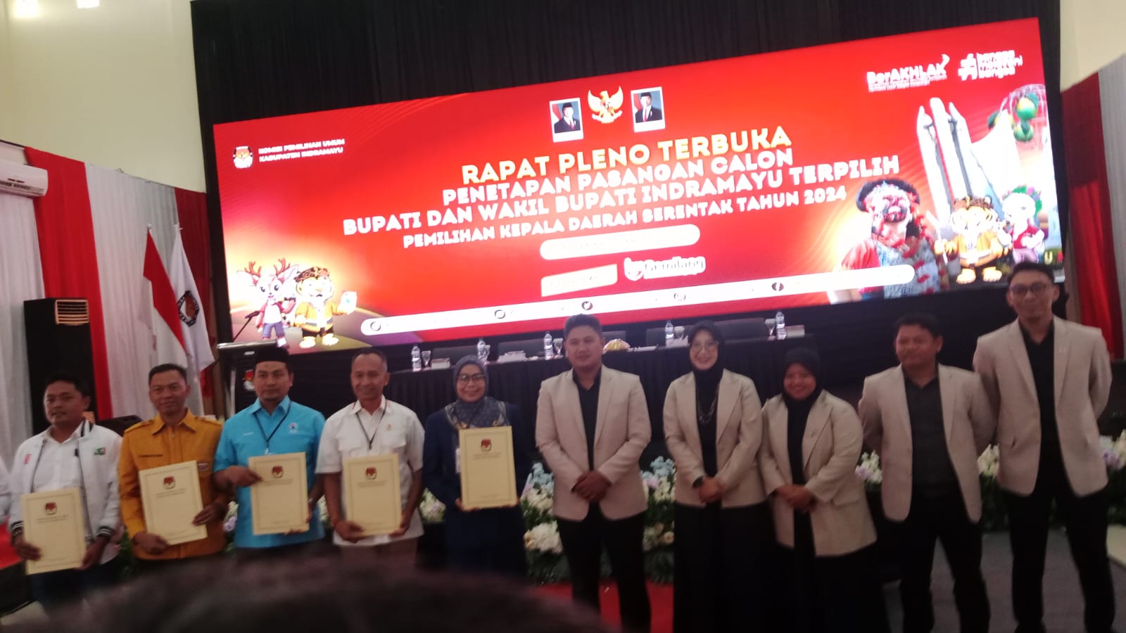 KPUD Indramayu Tetapkan Bupati dan Wakil Bupati Terpilih Pilkada 2024 | METROPOST NEWS